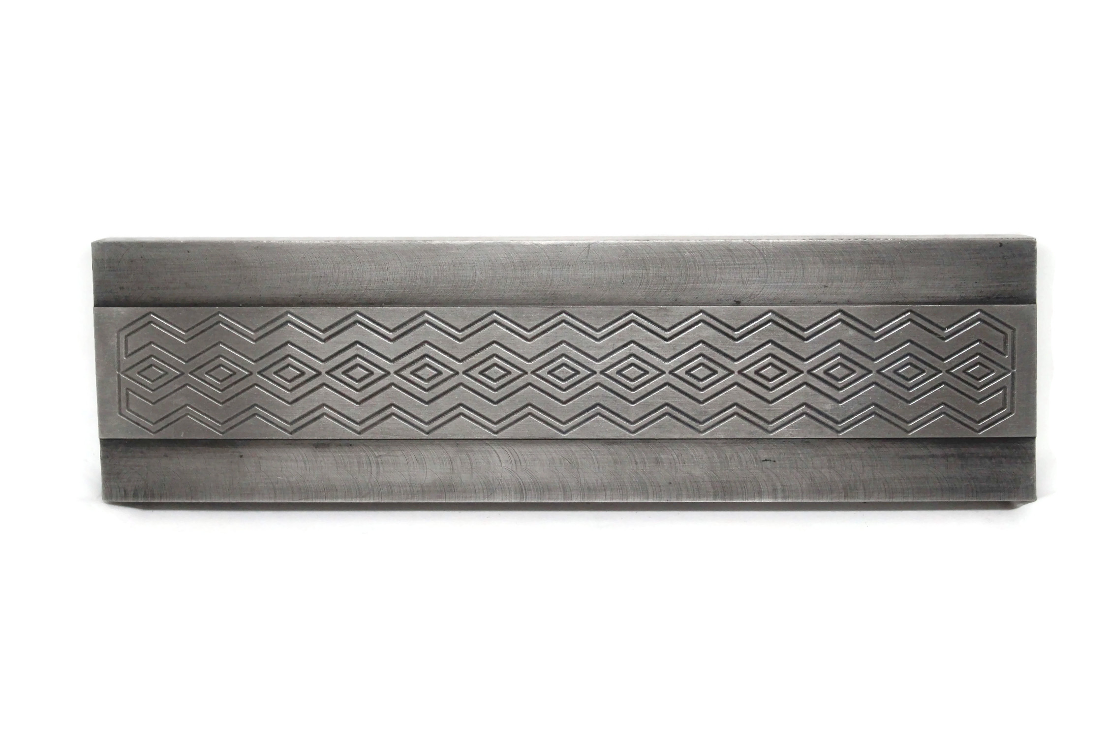 Potter USA - Fine Tools. Pattern Plate RMP039 Zig Zag Band