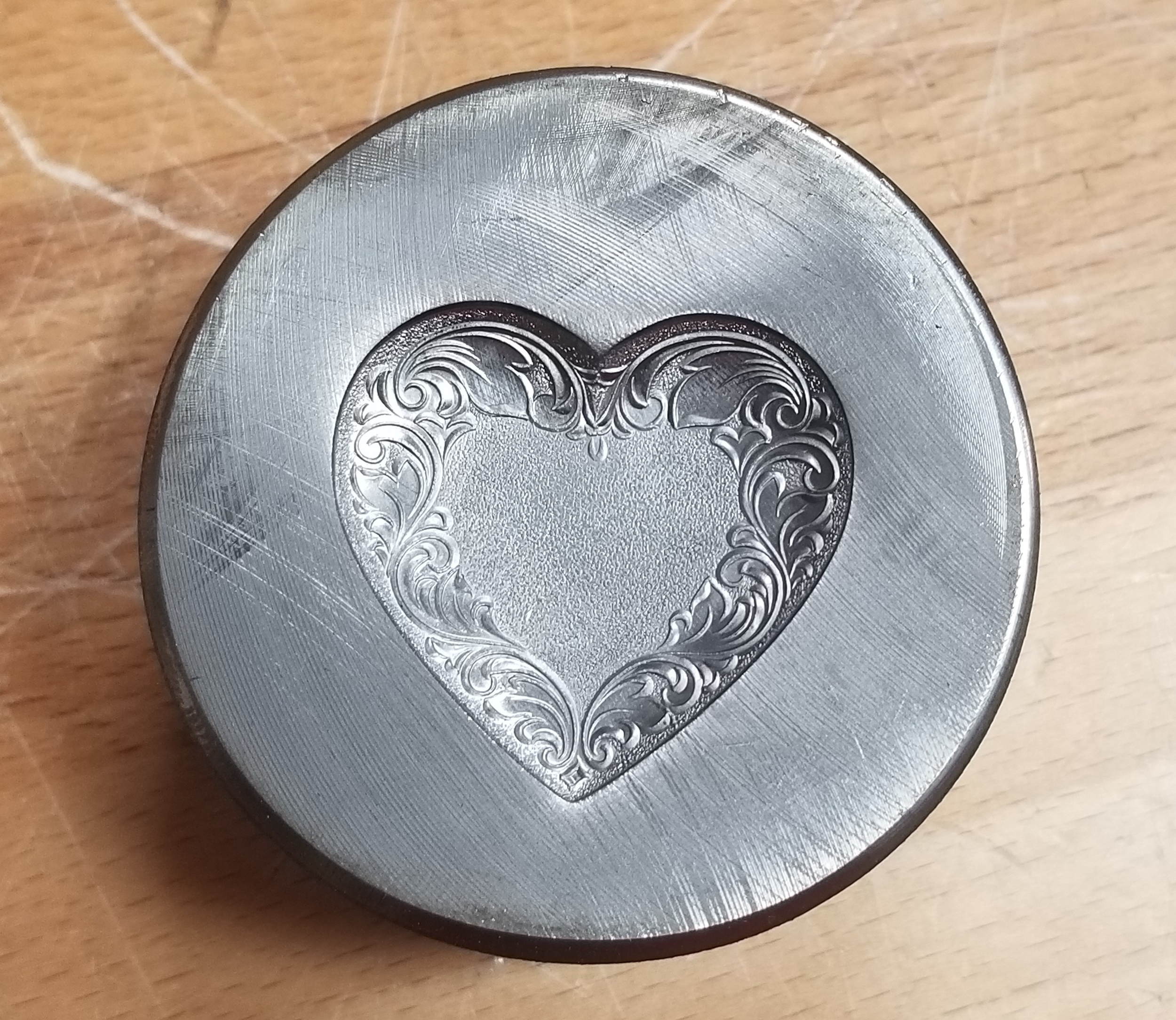 Potter USA - Fine Tools. Impression Die Large Engraved Heart