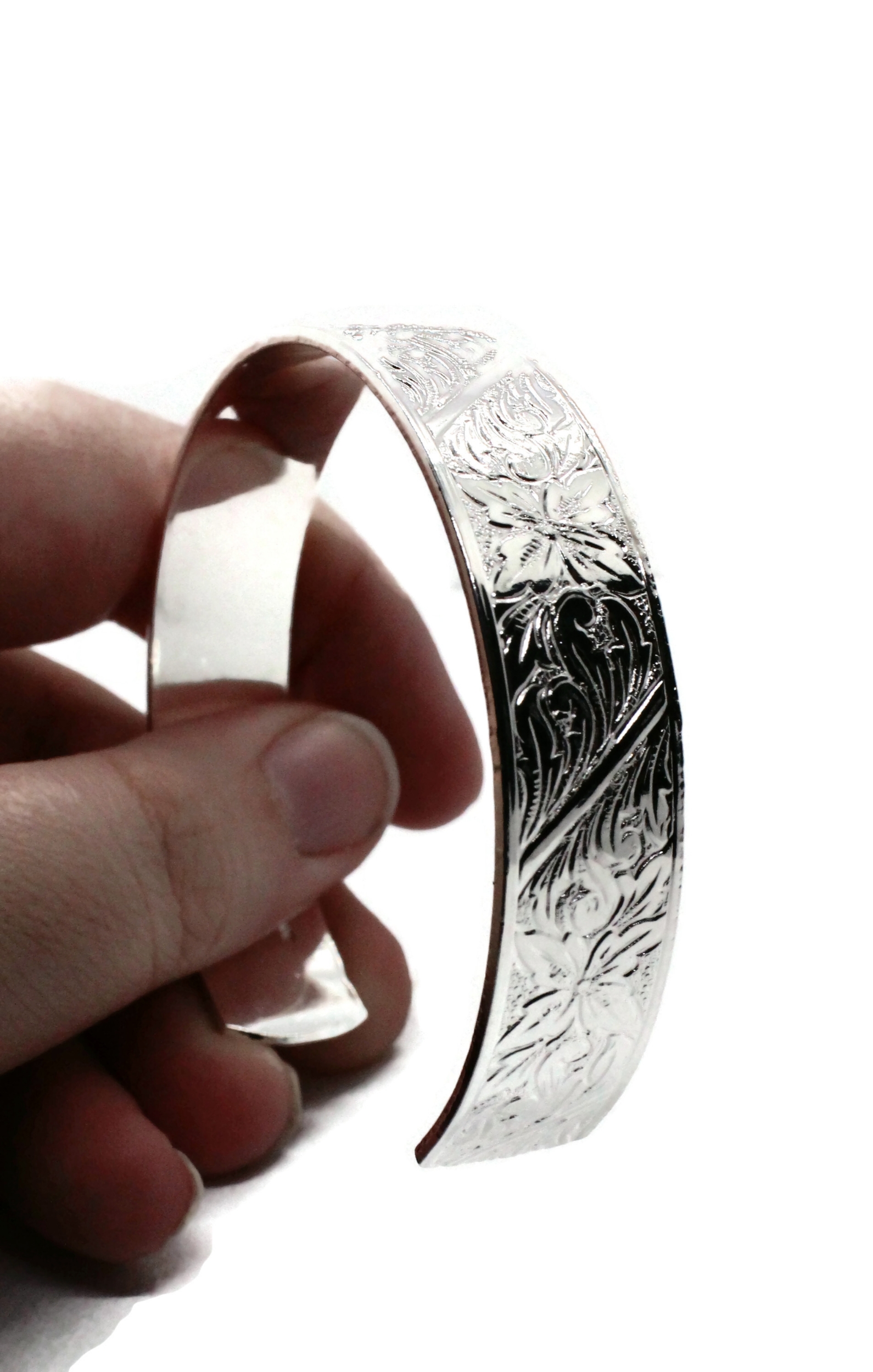 Potter USA - Fine Tools. Silver Plated Cuff Bracelet - Ladder Leaves