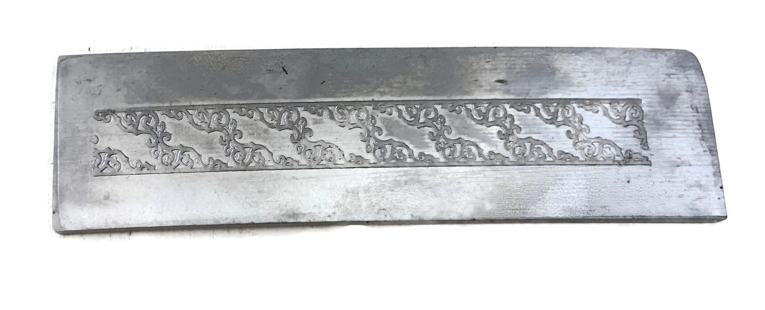 Potter USA - Fine Tools. Ring Pattern Plate NMP016 New Orleans Scroll