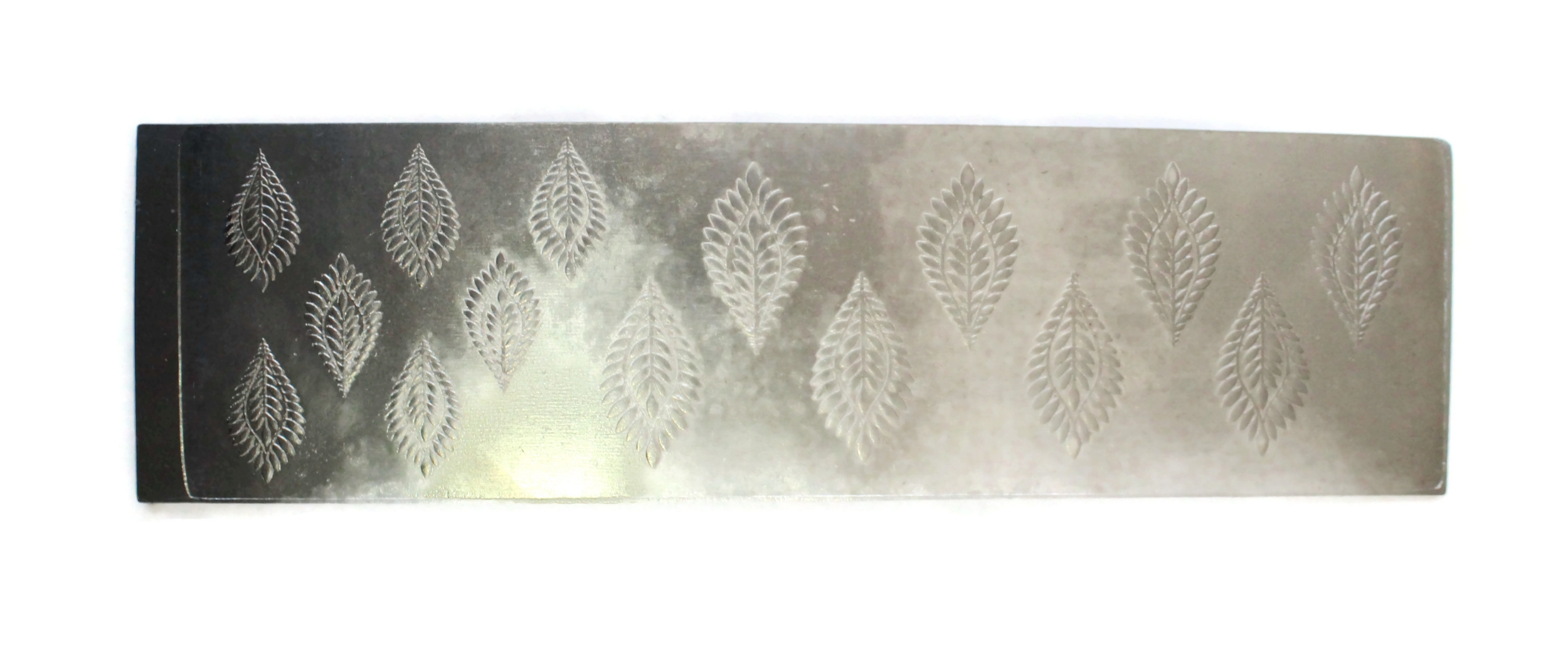 Potter USA - Fine Tools. Pattern Plate RMP287 Boho Leaves