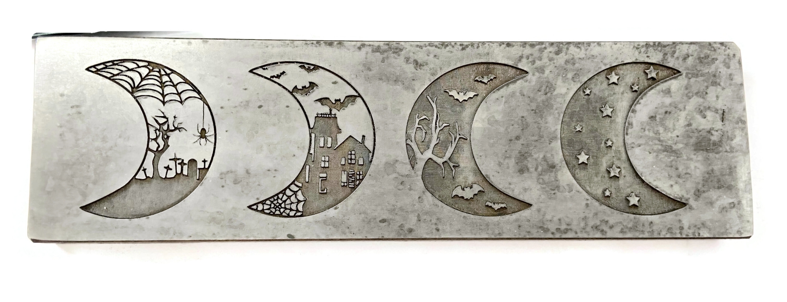 Potter USA - Fine Tools. Pattern Plate RMP321 Spooky Moons