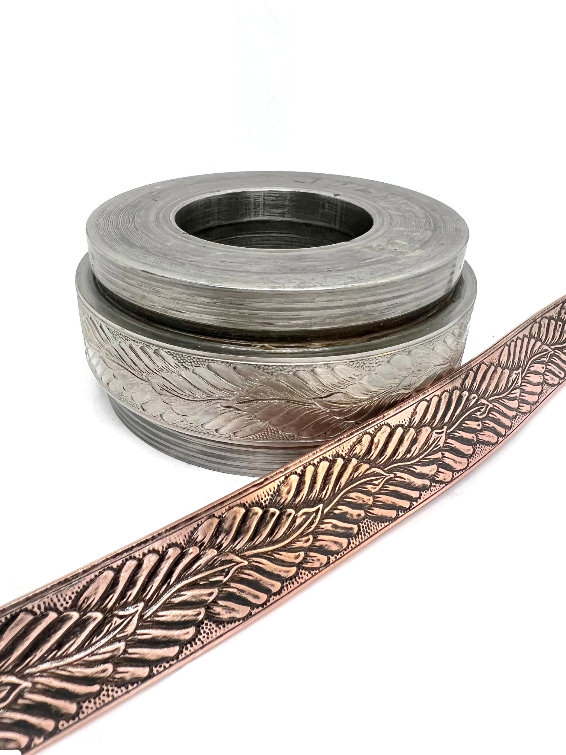 Potter USA - Fine Tools. Running leaves Copper