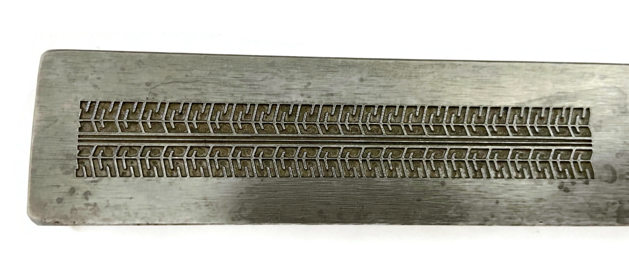 Potter USA - Fine Tools. Ring Pattern Plate NMP026 Tire Treads