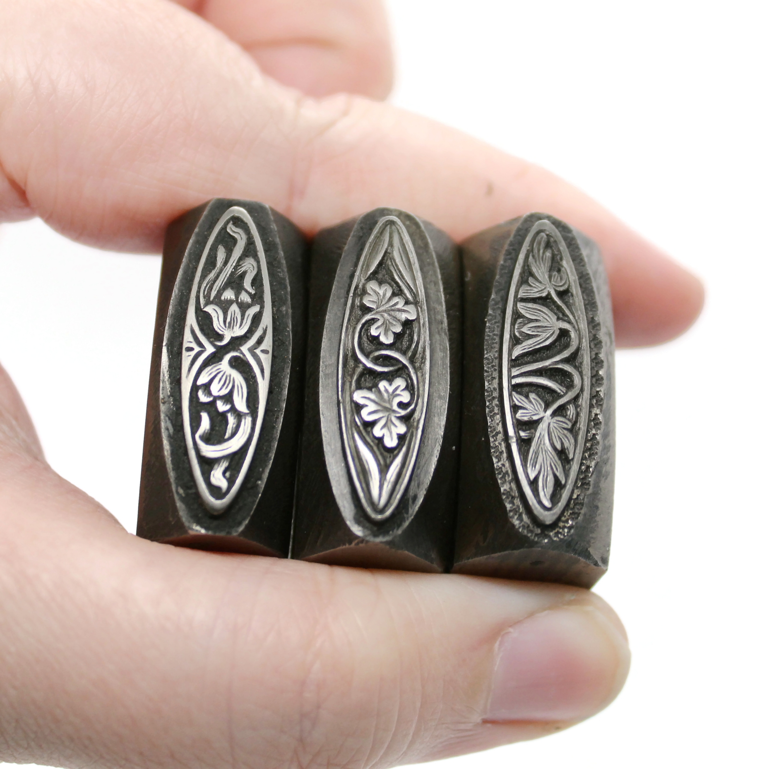 Potter USA - Fine Tools. Botanical Bail Reliefs Trio