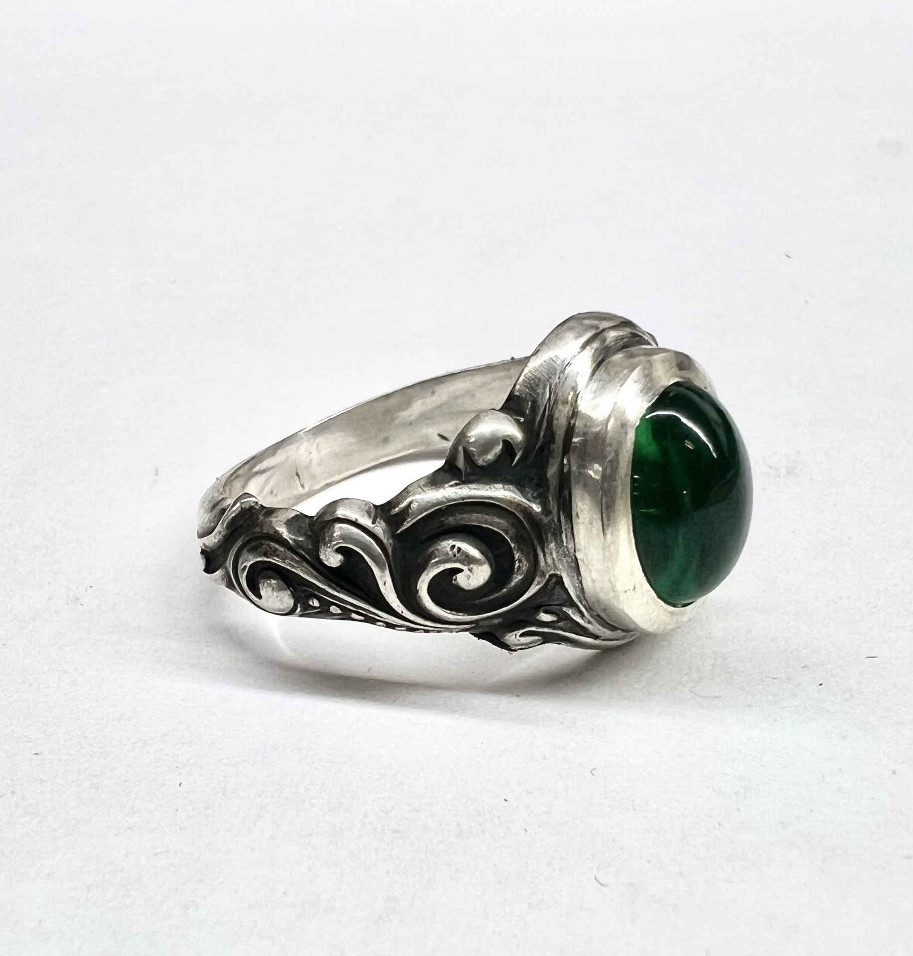 Potter USA - Fine Tools. Larter & Sons swirl ring