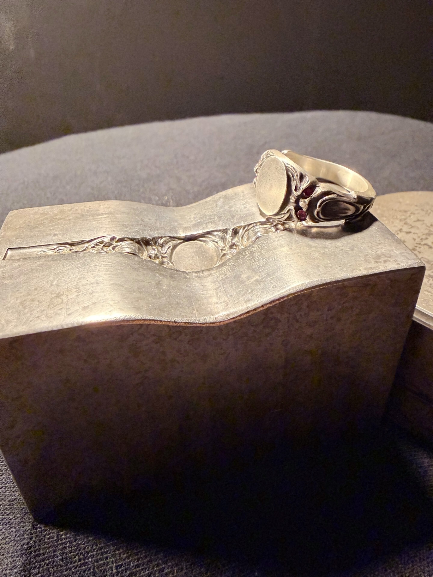 Potter USA - Fine Tools. The Gargoyle Signet