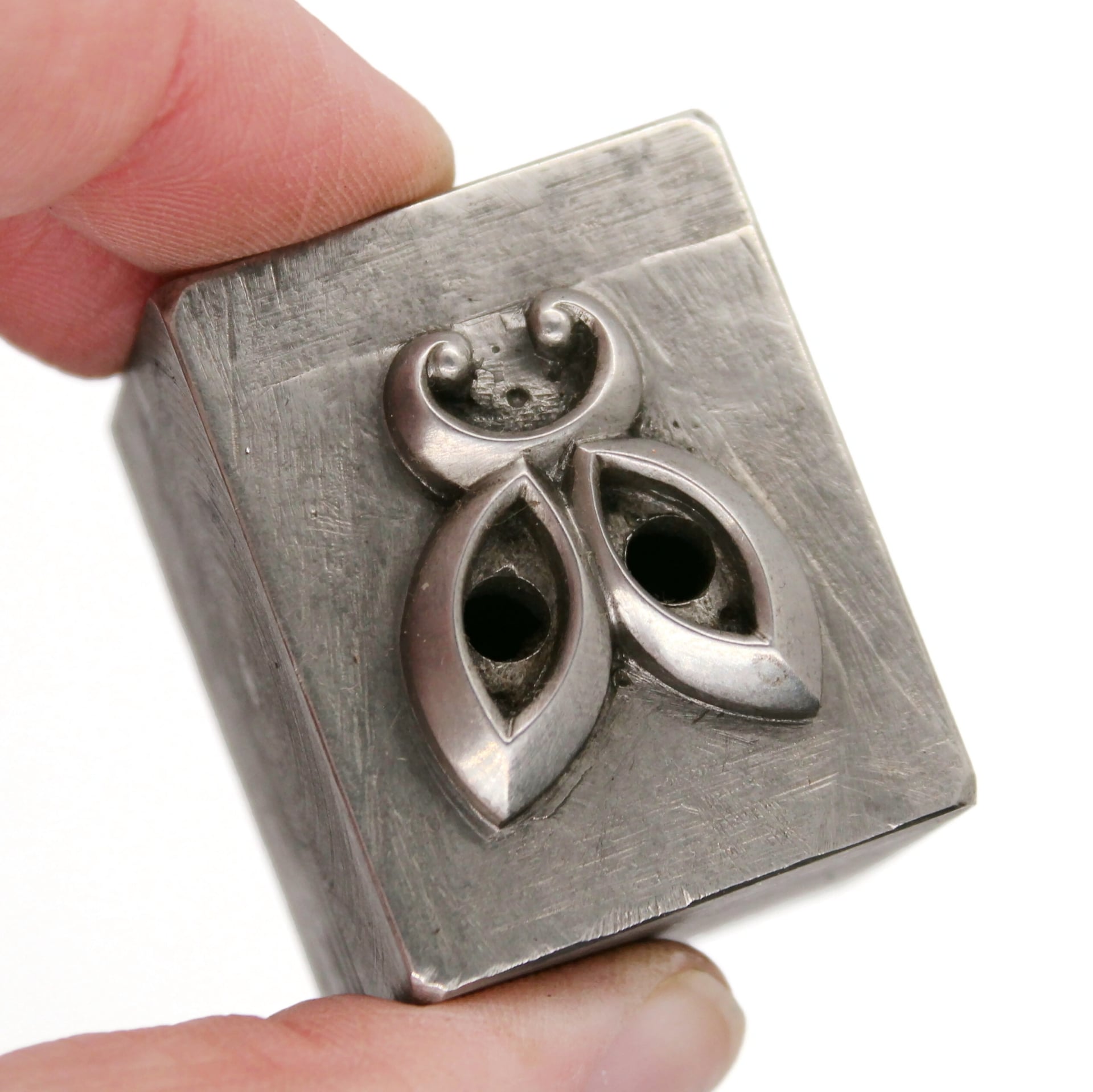 Potter USA - Fine Tools. Mid-Century Rabbit Ear Component