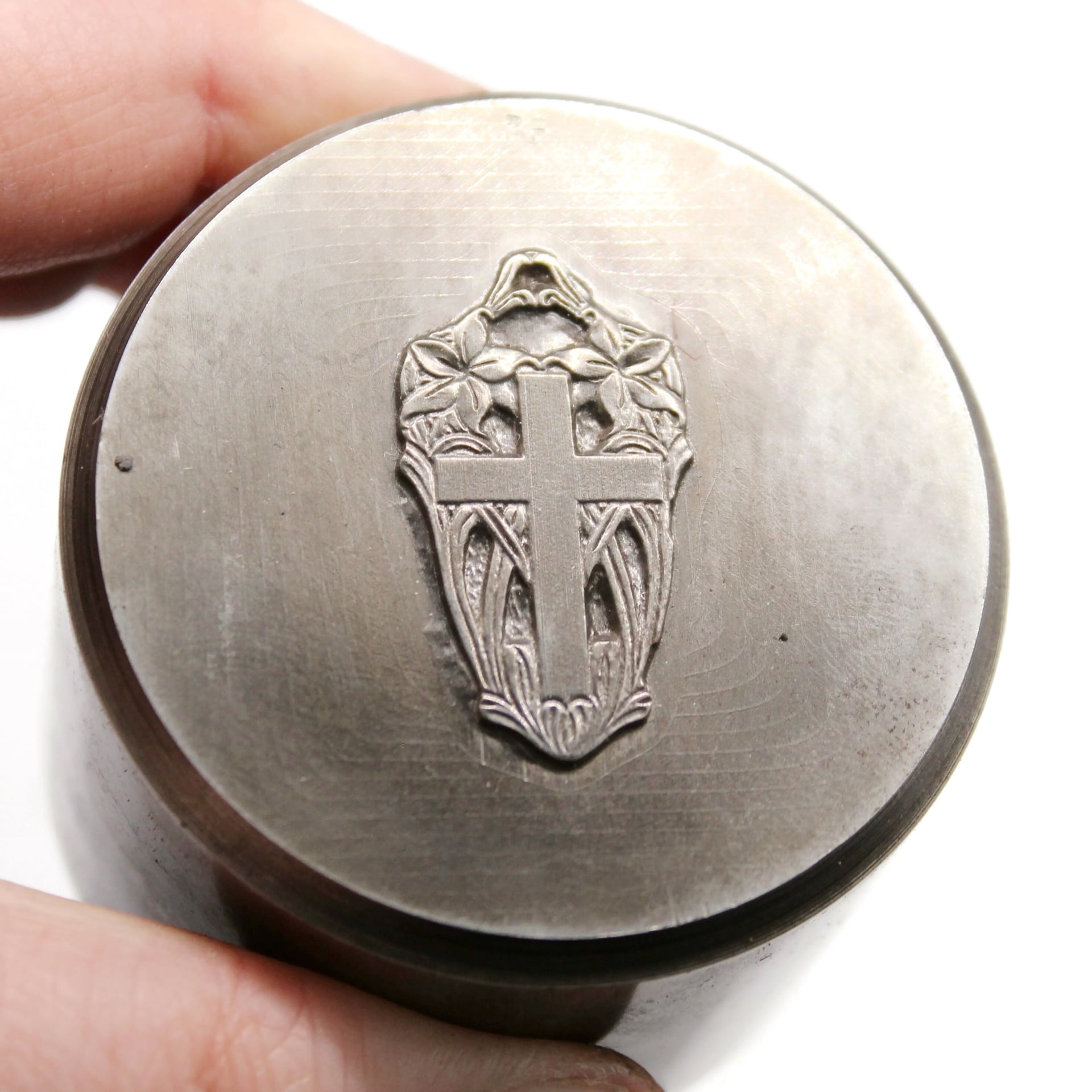 Potter USA - Fine Tools. Easter Lily Cross Pendant